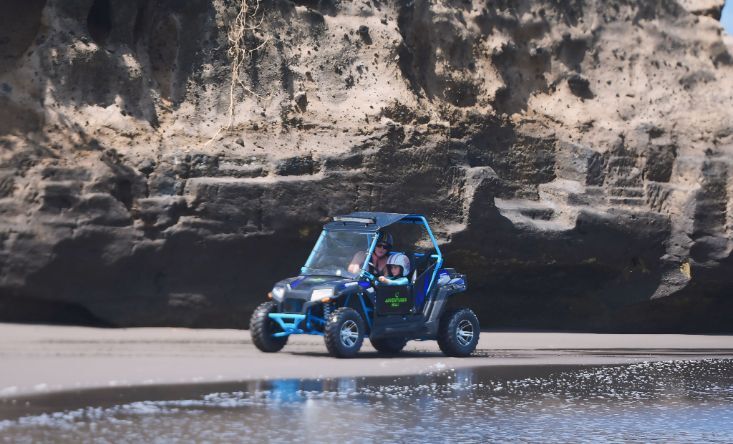 Buggy ride on the black sand beach