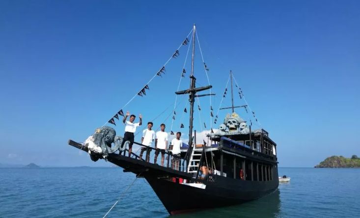 Komodo Islands cruise on the boat "Kanha Natha" - from 1 to 4 days